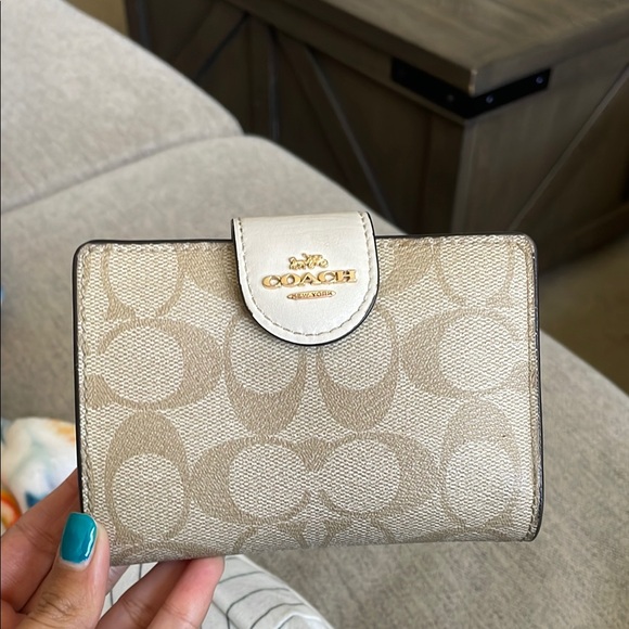 Coach | Bags | Coach Signature Canvas Wallet | Poshmark